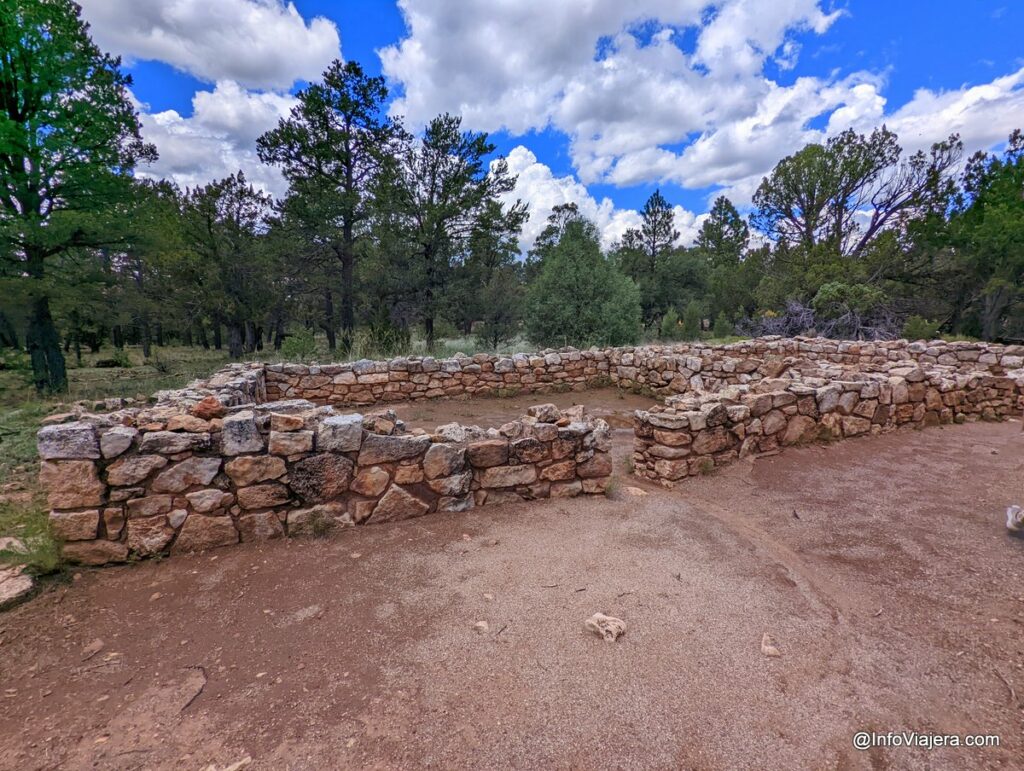 Walnut Canyon National Monument en Flagstaff, Arizona (USA)