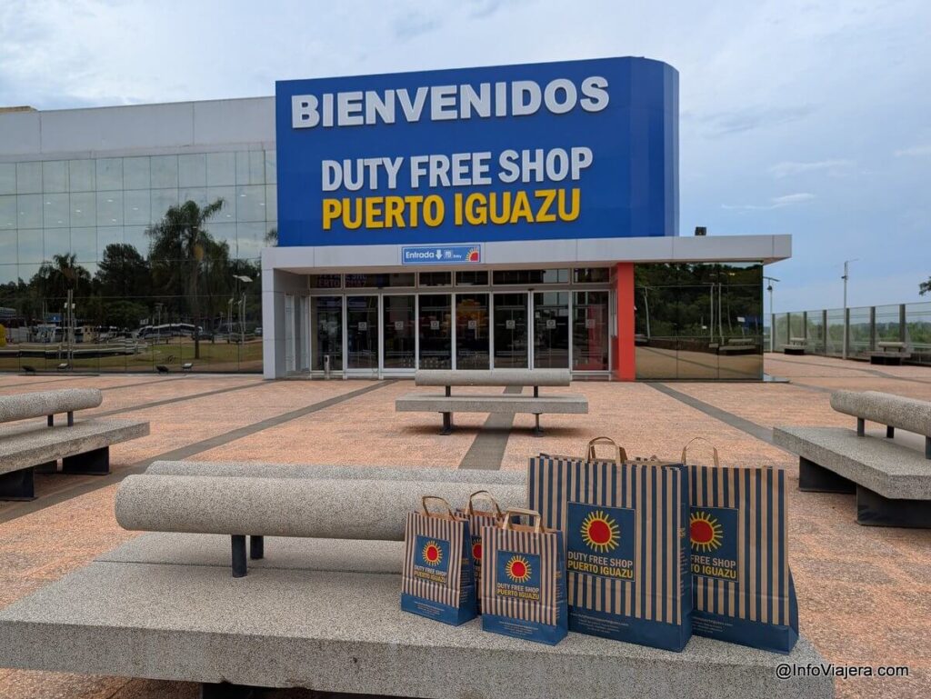 Compras en el Duty Free Shop en Puerto Iguazú, Misiones (Argentina ...