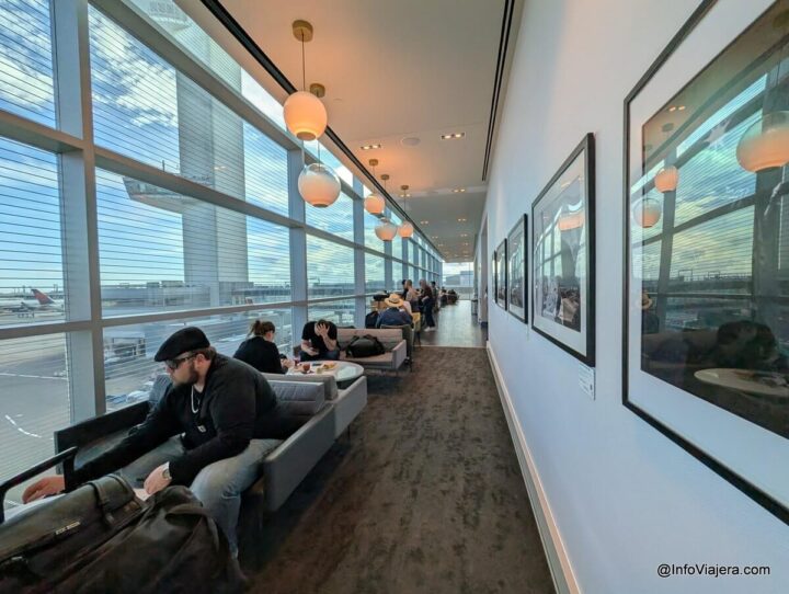 La sala VIP Centurion Lounge de American Express en el aeropuerto JFK ...